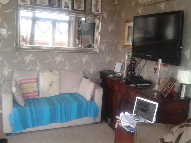 Golden Imp Chalets, Cliff Road, Hornsea, HU18 Hornsea 1 bedroom ...