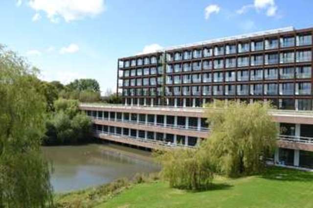 Lake Shore Drive Bristol 2 bedroom Flat for sale BS13
