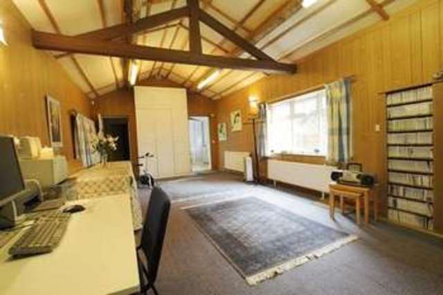 Lance Lane Liverpool 4 bedroom Detached for sale L15