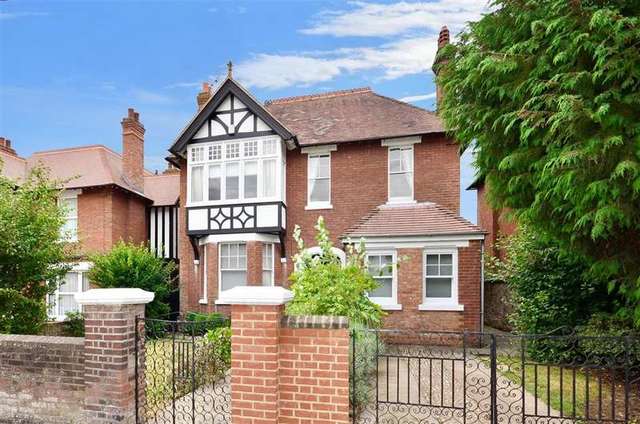 St. Michaels Road Maidstone 4 bedroom Detached for sale ME16