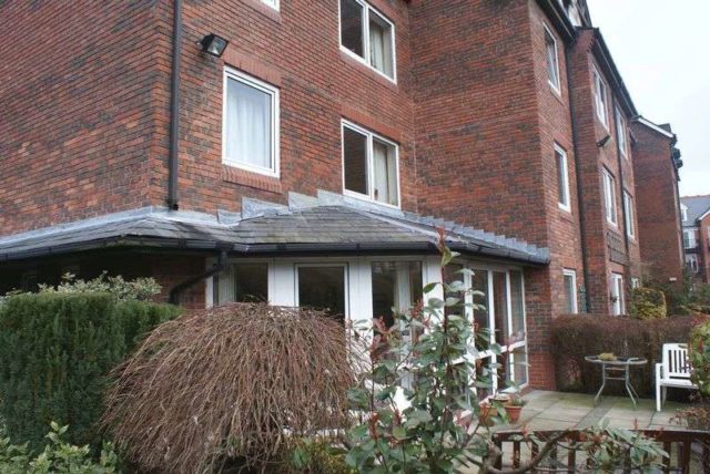 Groby Road Altrincham 1 bedroom Retirement Property for sale WA14