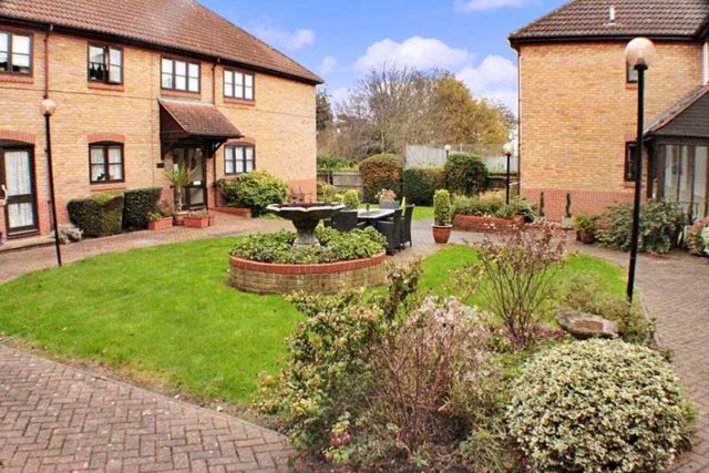 Baddow Road Chelmsford 1 bedroom Retirement Property for sale CM2