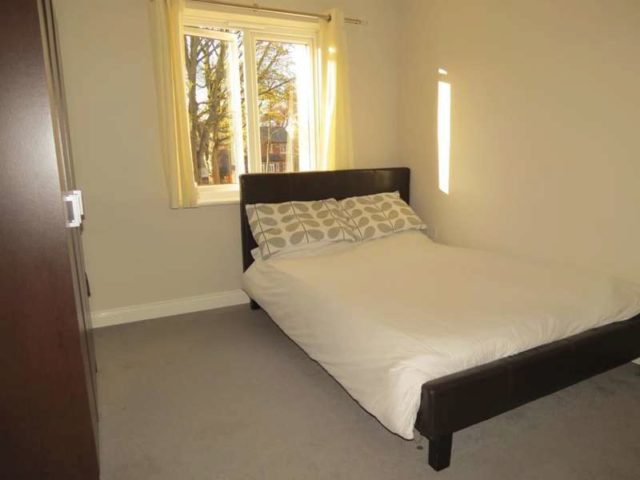 Ash Court Leeds 2 bedroom Flat to rent LS14