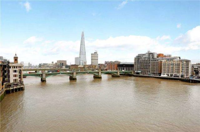 High Timber Street Blackfriars 2 bedroom Flat to rent EC4V