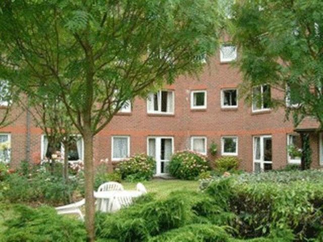 York Road Guildford 2 bedroom Retirement Property for sale GU1