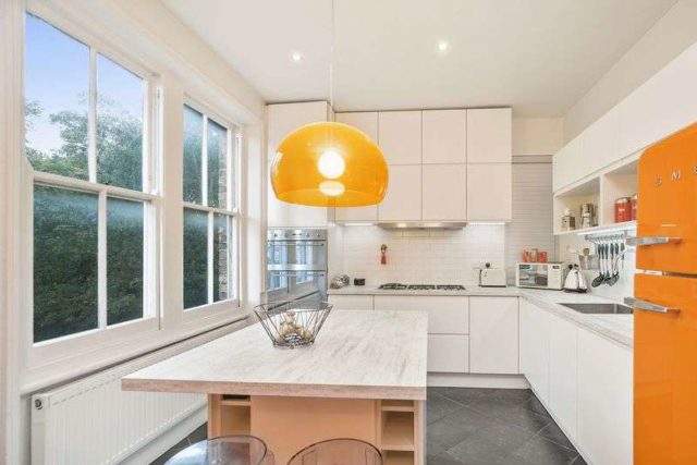 Essendine Road Little Venice 2 bedroom Flat for sale W9