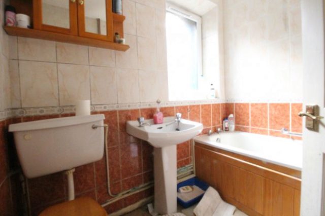 Duffryn Street Ferndale 3 bedroom Terraced for sale CF43