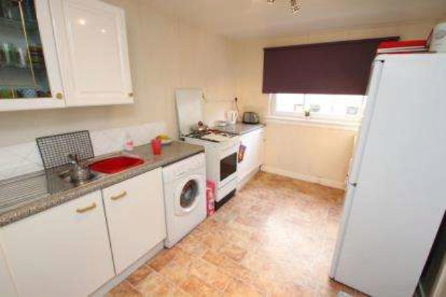 Calder Gardens Edinburgh 2 Bedroom Flat For Sale Eh11