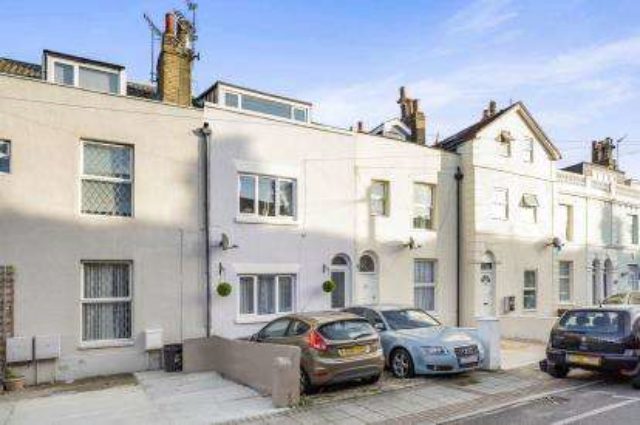 Beach Road Southsea 2 bedroom Flat for sale PO5