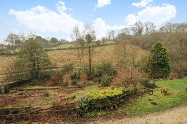 Caudle Green Cheltenham 4 bedroom Cottage for sale GL53