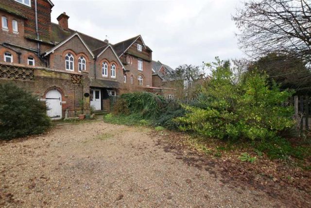 Selborne Place Littlehampton 7 bedroom Detached for sale BN17