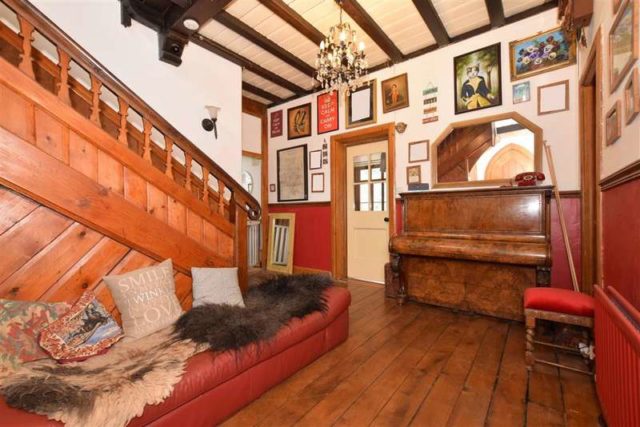 Selborne Place Littlehampton 7 bedroom Detached for sale BN17