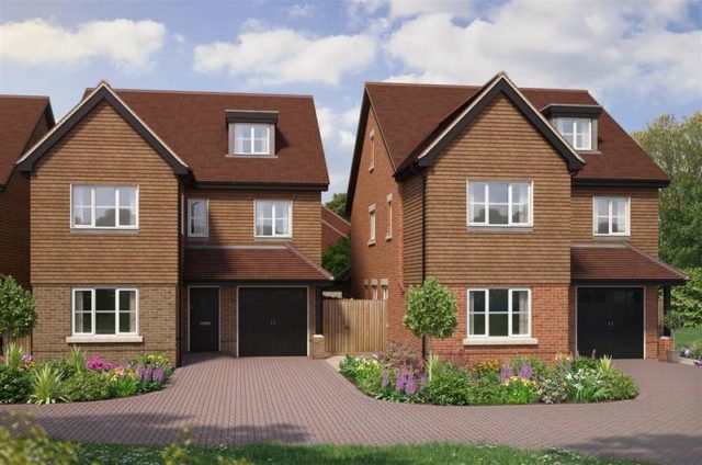 Turners Hill Road Crawley 4 Bedroom Detached For Sale Rh10