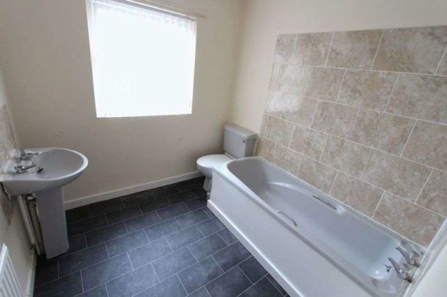 Moscow Drive Liverpool 3 bedroom Flat to rent L13