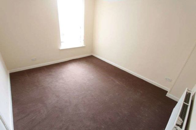 Moscow Drive Liverpool 3 bedroom Flat to rent L13