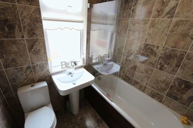 Linacre Lane Bootle 3 bedroom Terraced for sale L20