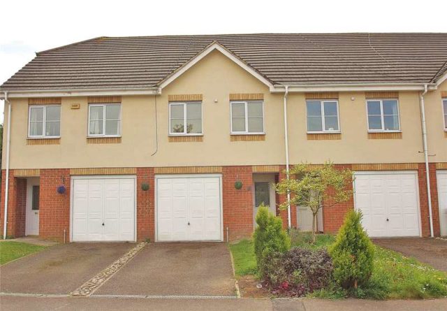 Copse Road Woking 3 bedroom Terraced for sale GU21