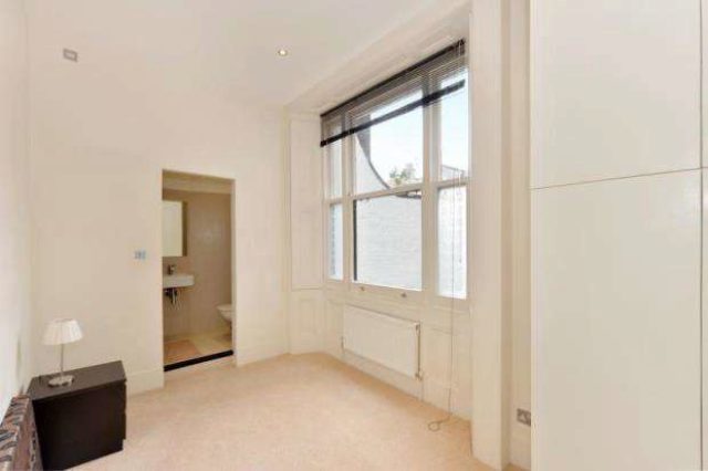 Cornwall Gardens Kensington 2 bedroom Flat for sale SW7