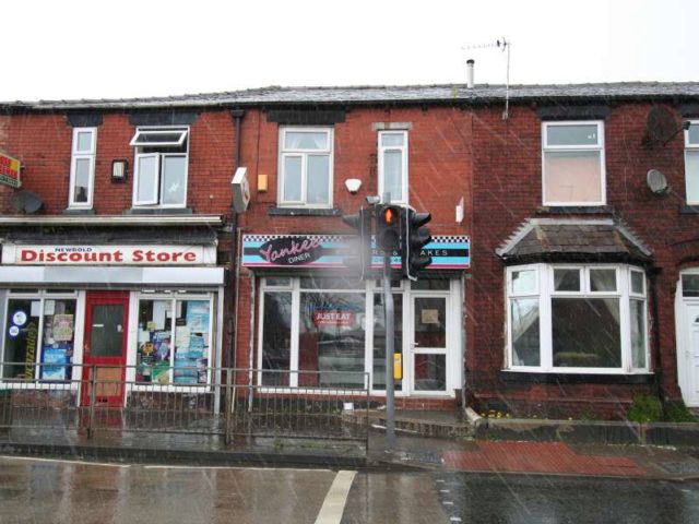 Milnrow Road Rochdale Shop to rent OL16