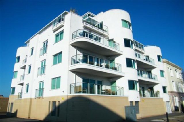 Stuart Street Cardiff 2 bedroom Flat to rent CF10