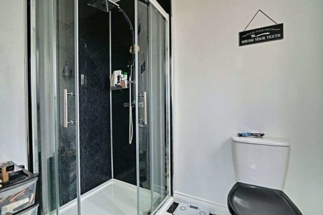 Springhead Lane Hull 4 bedroom Detached for sale HU5