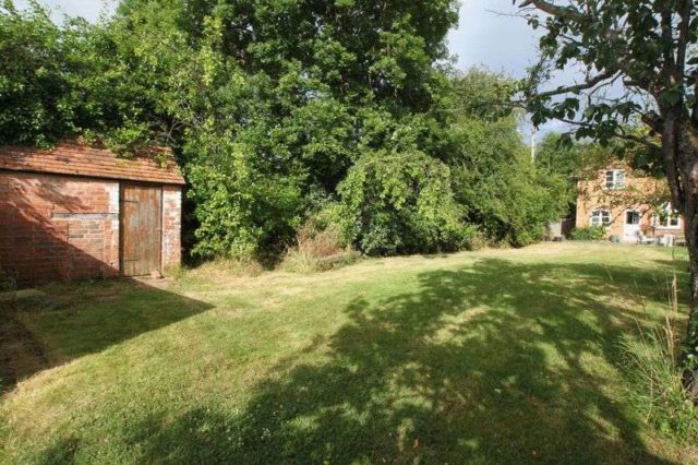 Lulsley Worcester 3 bedroom Semi-Detached for sale WR6