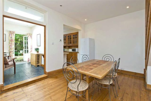 Crooked Billet Wimbledon Common 3 bedroom Terraced for sale SW19