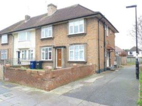 7 Thurlow Road, London W7 2JG