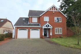 Gunton Cliff Lowestoft 4 bedroom Detached for sale NR32